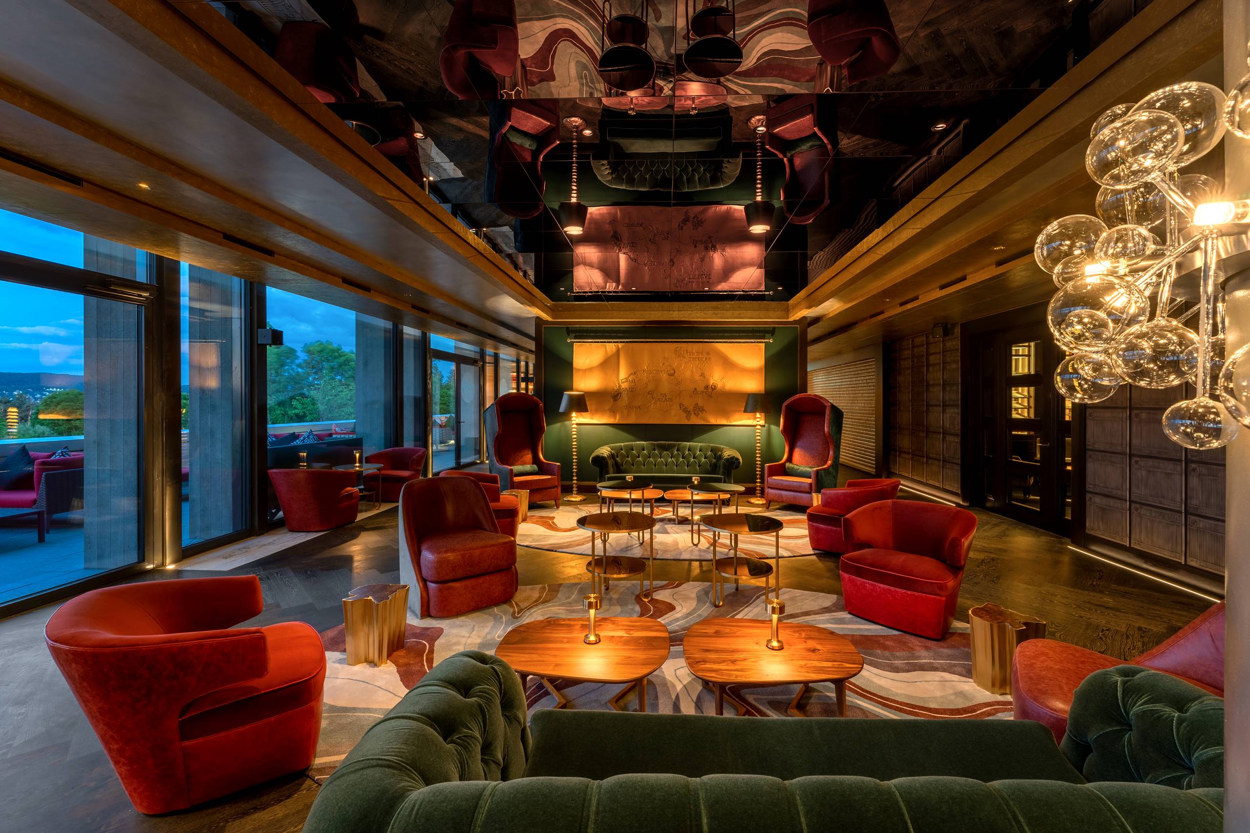 Dine, Drink, Dance & Relax at FIVE Zurich